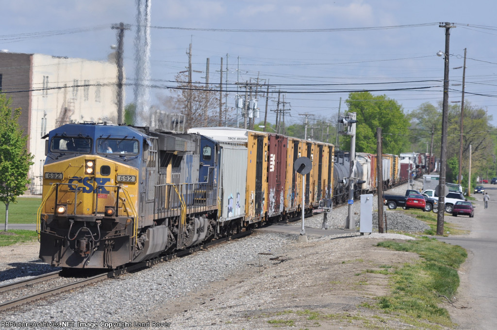 CSXT 692 On CSX Q 507 Eastbound